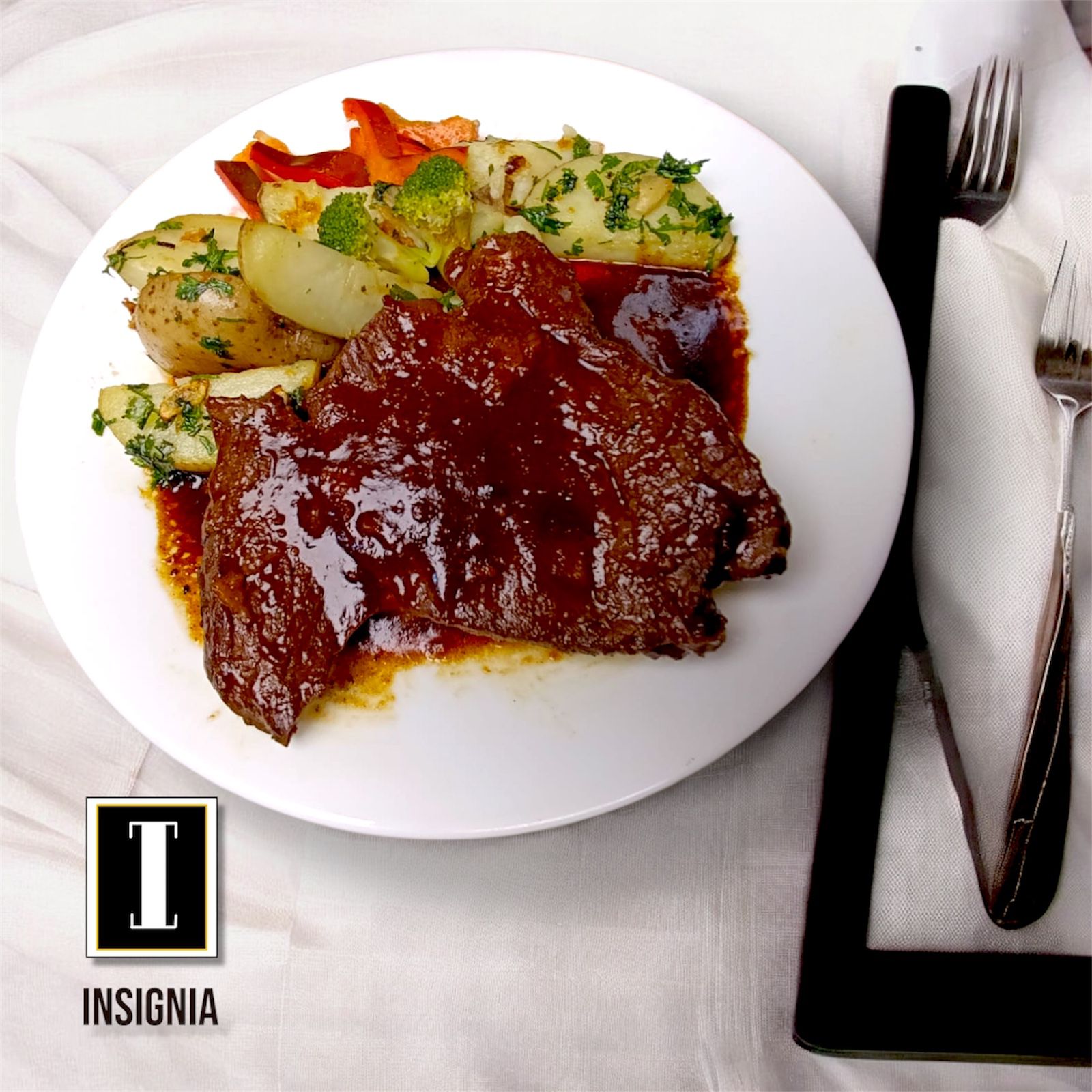 Home - Resto-Bar Insignia